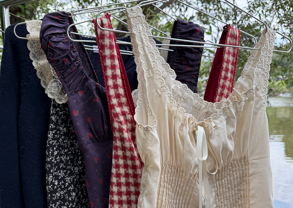 Varsity Henley | Navy – Rumored
